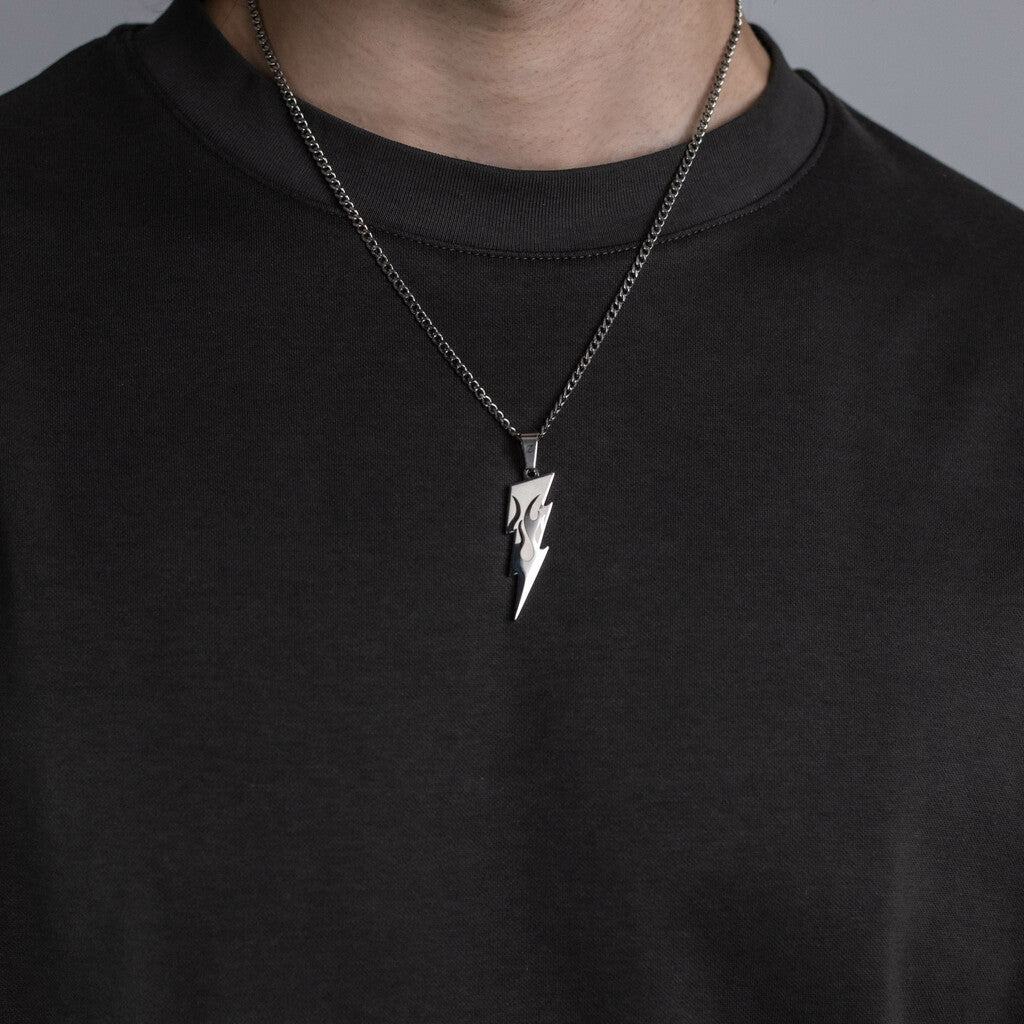 Lit Lightning Chain – ZUVIO Design