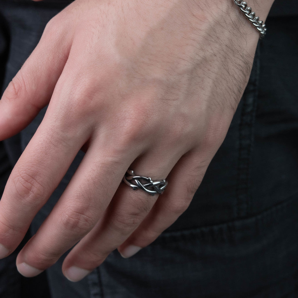 Thorn Ring – ZUVIO Design